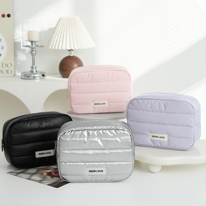 1Pcs Puffy Quilted Makeup Bag Cosmetic Bags Travel Cute Puffer Solid ...