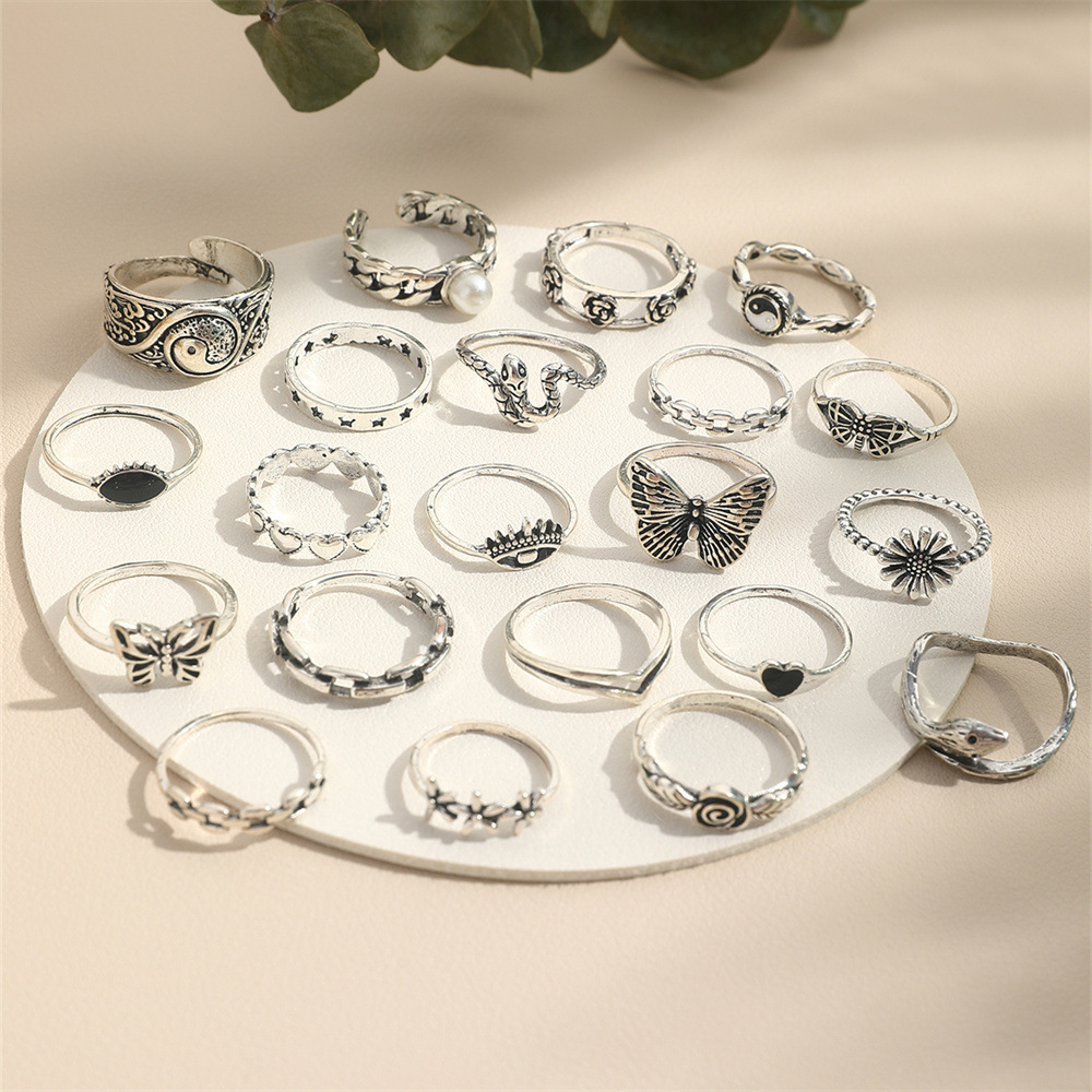 VMI Vintage Pearl Ring Collection – 21Pcs Geometric Snake Butterfly ...