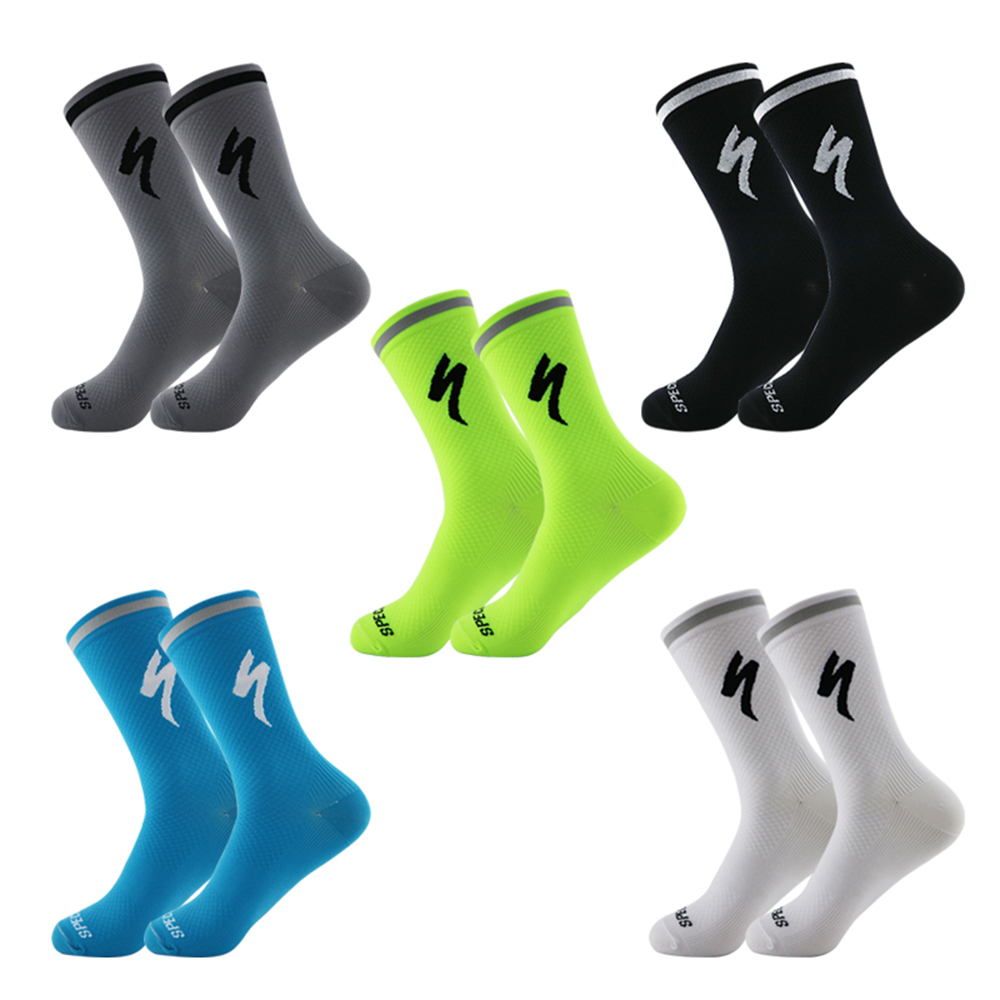 A Pair Anti-slip Breathable Lightning Pattern Hot-selling Sports Socks ...