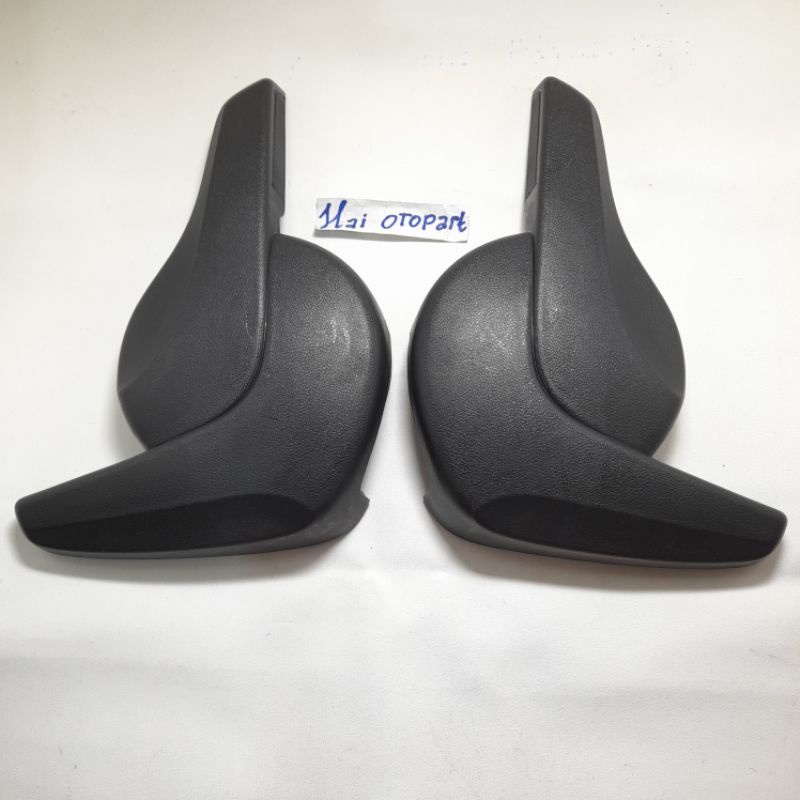 Fortuner innova reborn hand seat handle set 2016 to 2021 unit price R/L ...