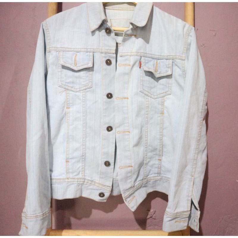 Preloved jacket jeans (tlg Read The Description & Rules) | Shopee ...