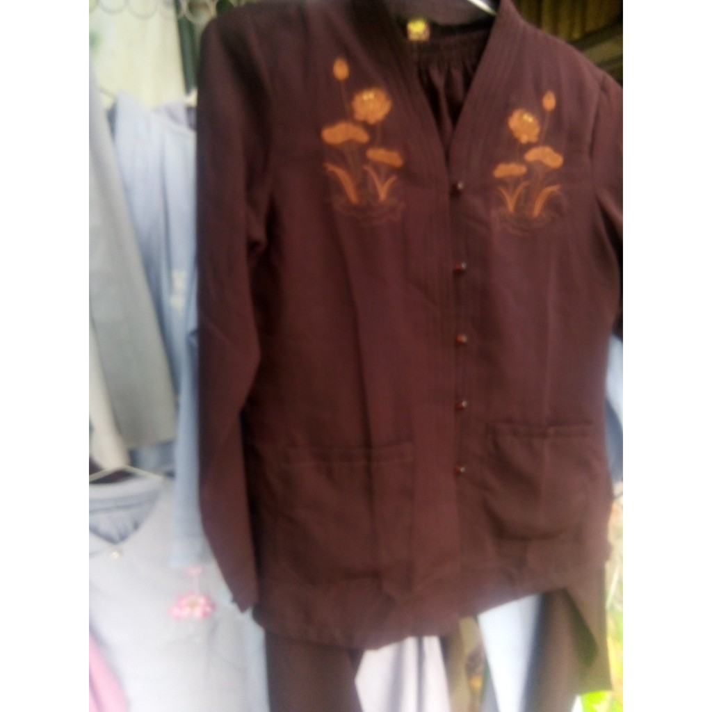 Buddhist clothes for brown or blue pagoda, embroidered with embroidery ...