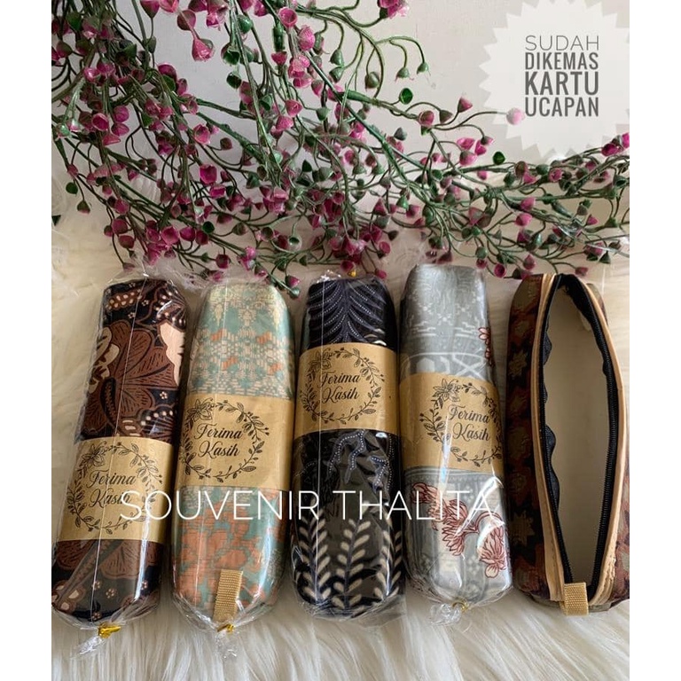 Wedding Souvenirs 50 pcs Batik Motif Pencil or Pen Cases in Plastic ...