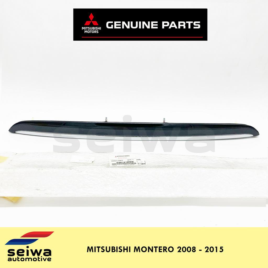 [2008 - 2015] Mitsubishi Montero Tailgate Garnish (Dark Gray) - Genuine ...