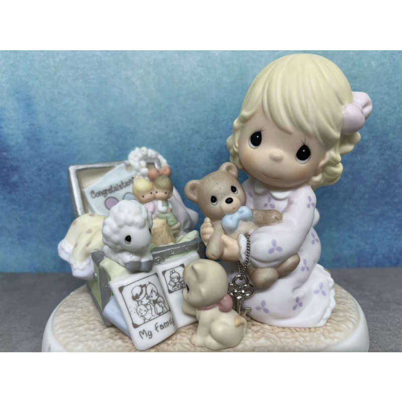 Precious Moments Figurine - Collecting Life’s Most Precious Moments ...