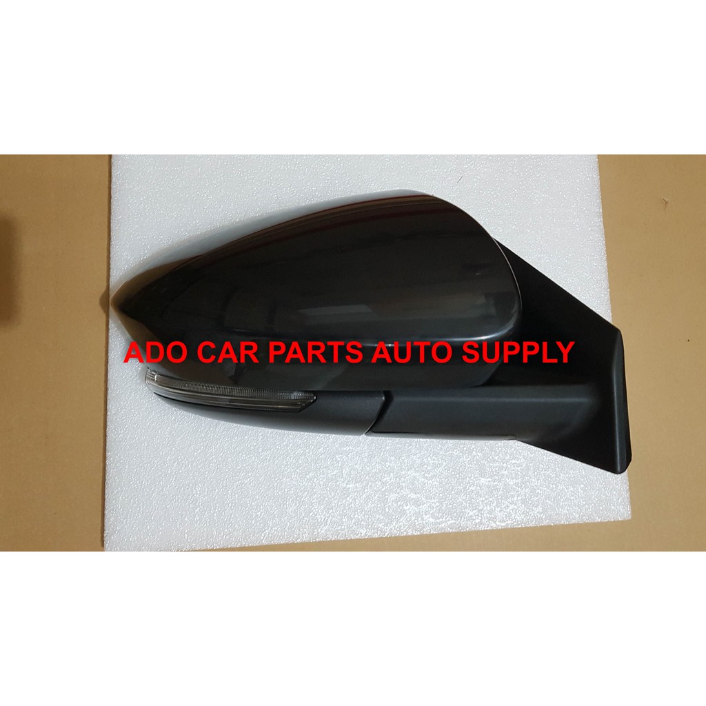 Toyota Rush 2018 - 2023 Side Mirror (Electric lens- w/Lamp- Manual fold ...