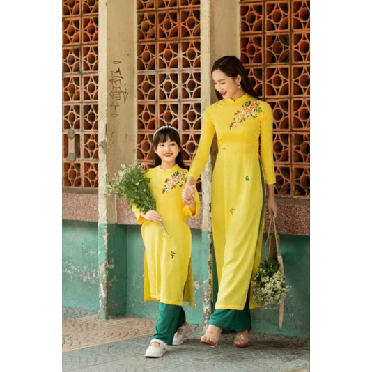 Lightning Ao Dai, Beautiful Baby Tet Mother, High-Class Design ...