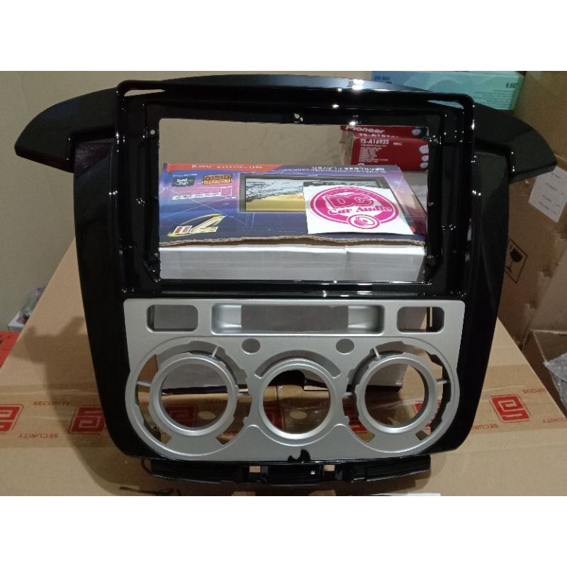 Frame Head Unit android Innova 2012 Up Digital & Manual 9inch | Shopee ...