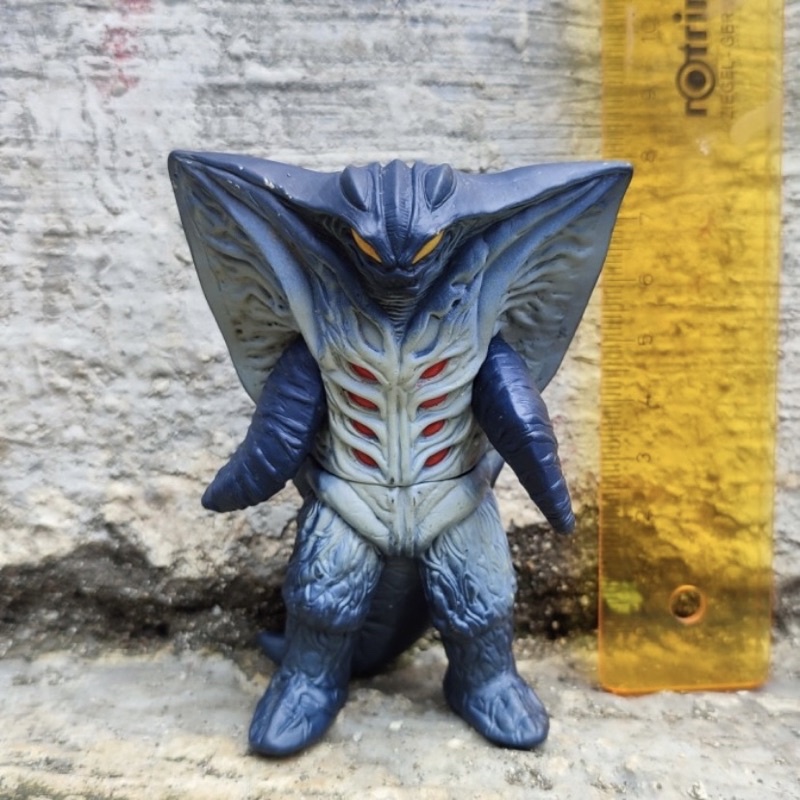 Paramountkingdom Sofubi Kaiju Ultraman Tiga Gazort Bandai | Shopee ...