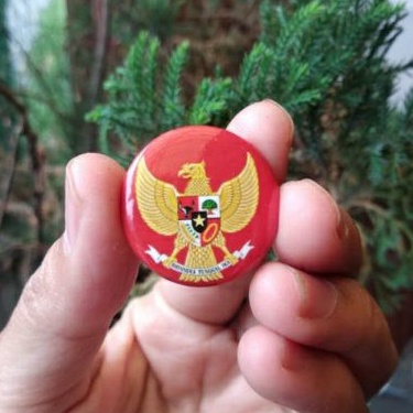 Garuda Indonesia Pin Pack Uk Diameter 2.5 cm | Shopee Philippines