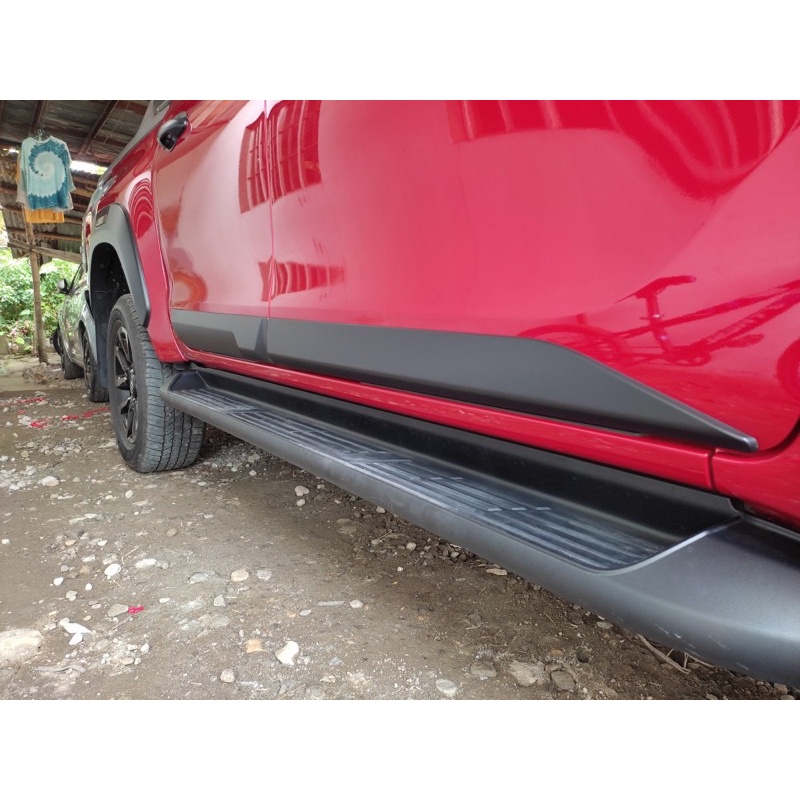 TOYOTA HILUX 2016-2024 BODY SIDE MOULDING | Shopee Philippines