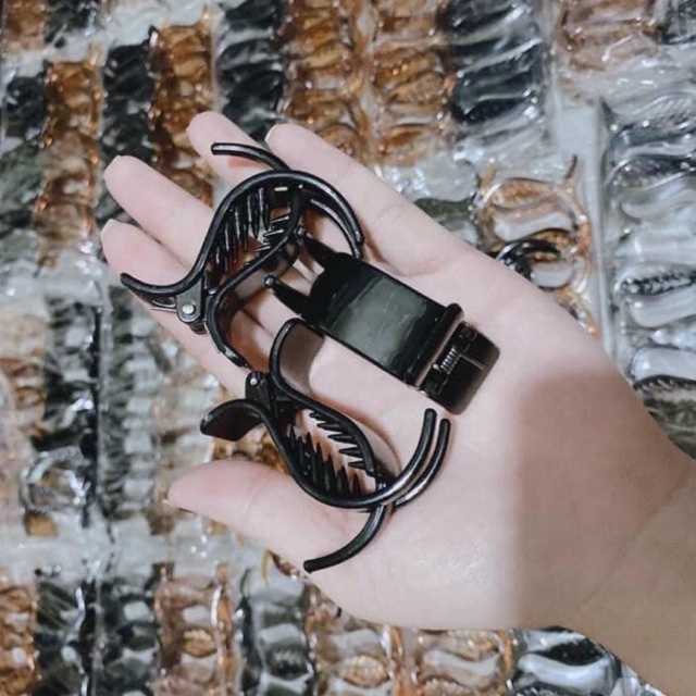 Legendary 3-tooth hair rake (Nice plastic type) | Shopee Philippines