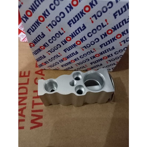 Expansion valve Toyota Vios / Fortuner /Innova/Altis/Hiace/ Hi ace ...