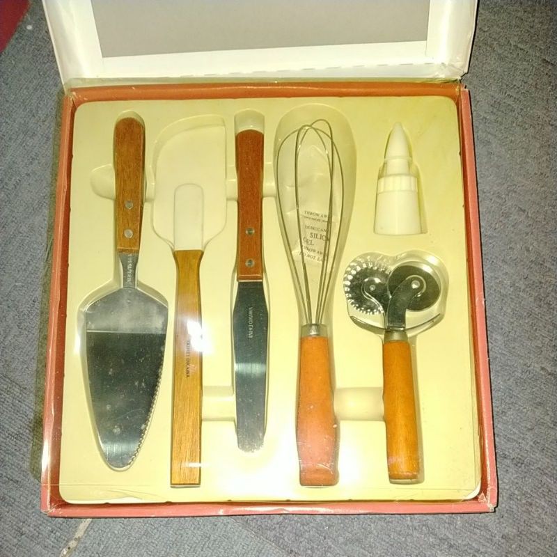 Mondial Patissier Baking Tools Chocolate Fondue Set | Shopee Philippines
