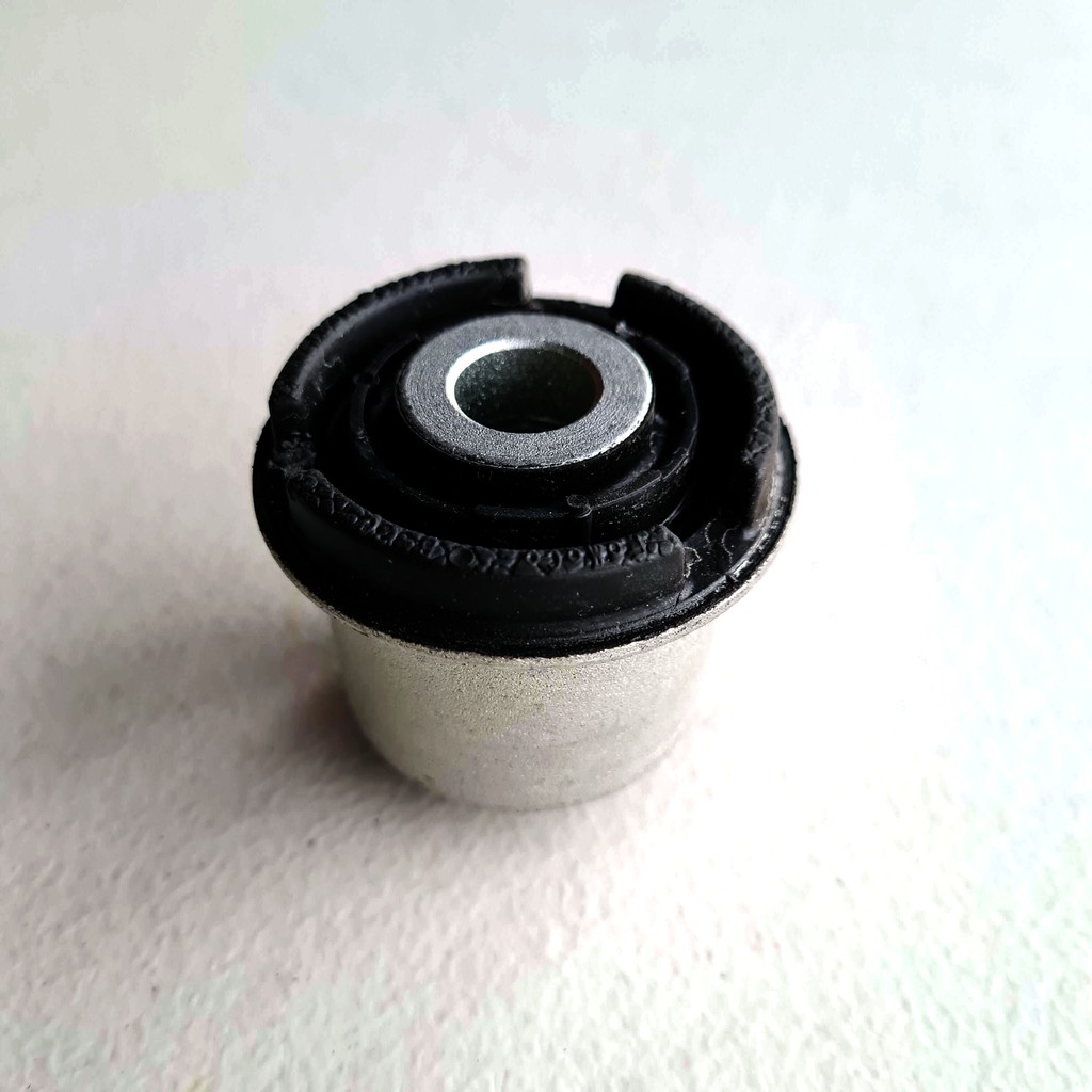 GENUINE Upper Arm Bushing for 2.0L, 2.2L, 3.2L Ford Ranger, BT50 ...