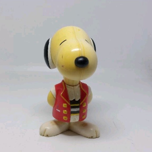 Mcdonald's Happy Meal Snoopy World Tour Switzerland Collectible Toy ...