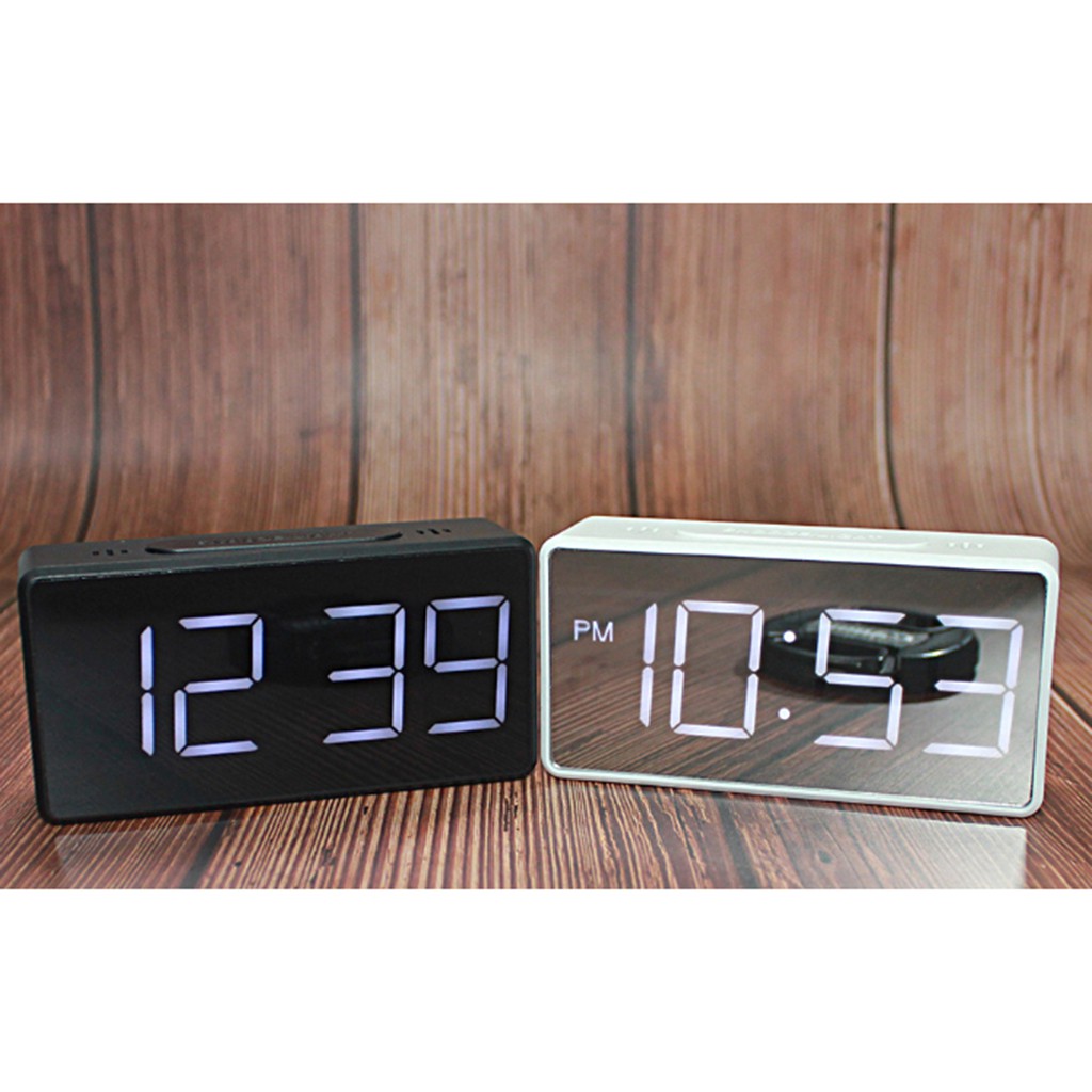 Led Digital Alarm Clock USB Port/Battery Operated Alarm Clocks Bedside ...