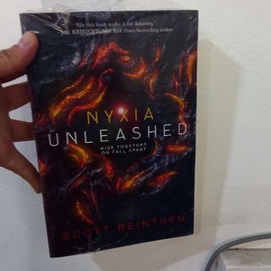 Nyxia Unleashed ( Hardcover ). | Shopee Philippines