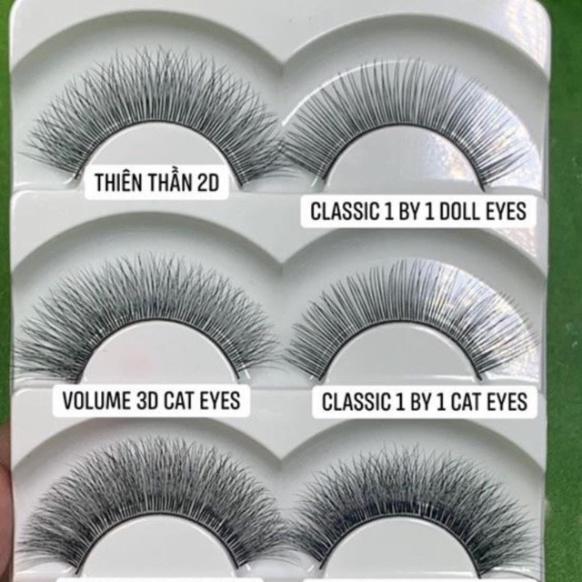 Sample Eyelash Extensions (There Are Many Popular Eyelashes Available ...