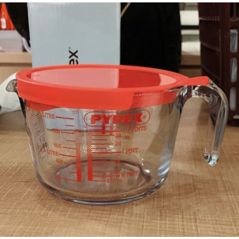 Pyrex measuring jug with lid | Shopee Philippines