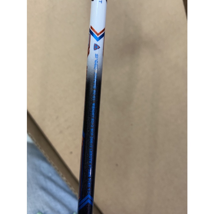 Apacs New Commander 60 Free Grip Badminton Racket Strong 35 Lbs ...