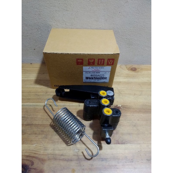 Triton new (KL3T), Triton HDX. Brake Fluid Divider Valve | Shopee ...