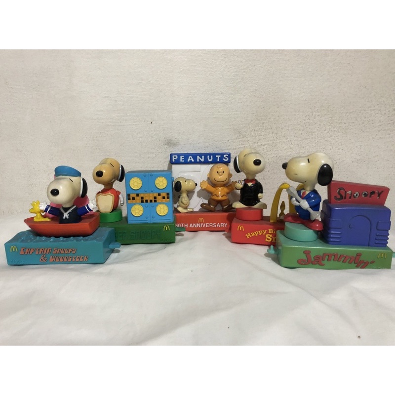 McDonalds Happy Meal Snoopy Parade Float | Shopee Philippines