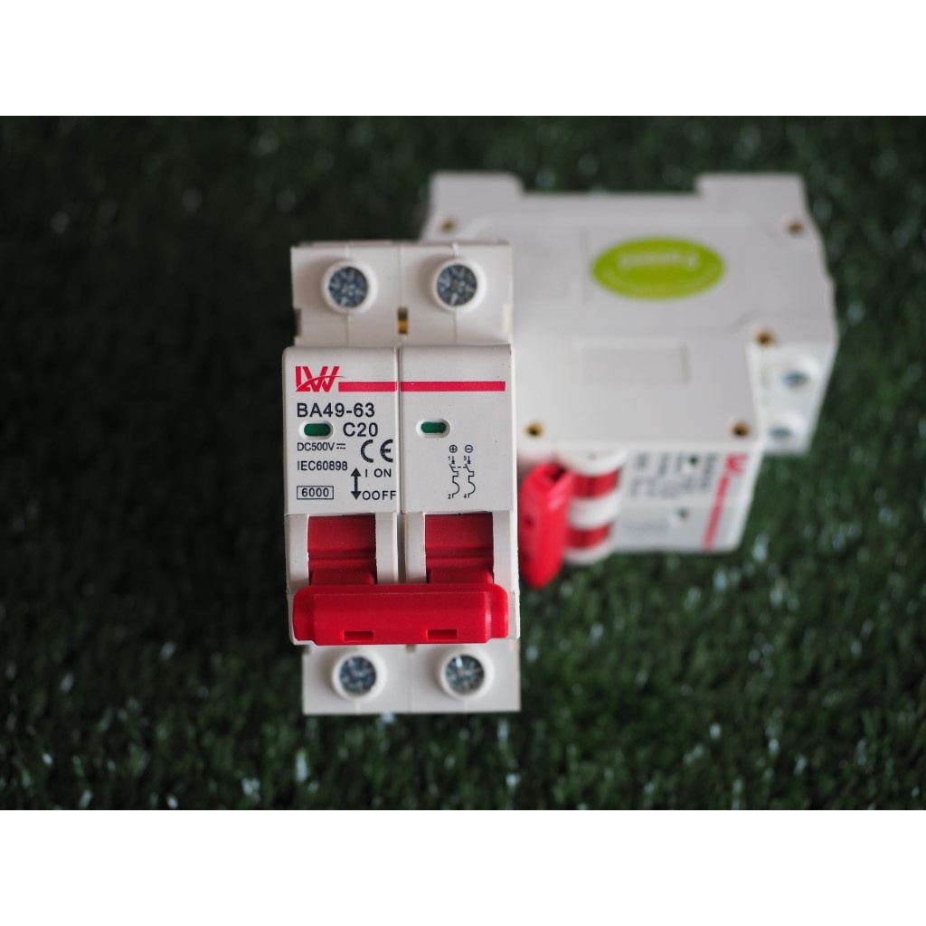 DC MCB LW Circuit Breaker 500V Size 20A 32A 63A For Solar Cells ...