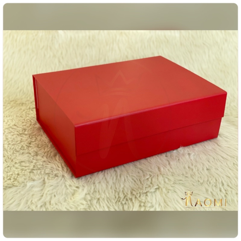 Premium Magnetic Gift Box Medium Red Smooth Sturdy Strong Enclosure ...