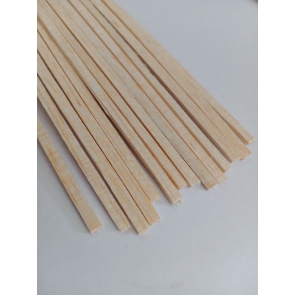 5pcs balsa Wood strip 2mm x 10mm 1cm Wood Model Wooden strip | Shopee ...