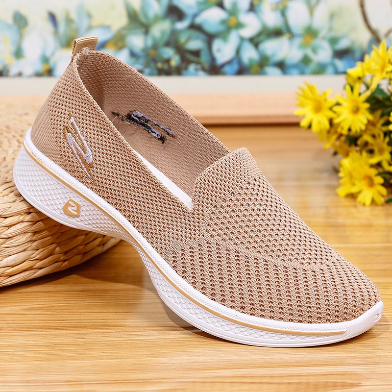 COD Slip On Walking Shoes For Women Low-Cut Fly Woven Sneakers For Girl ...