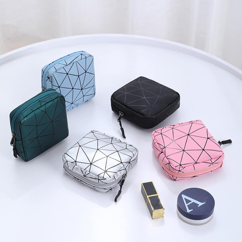 Portable Menstrual Rhombus Sanitary Napkin Organizer Pouch Credit Card ...