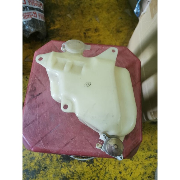 Tangki air wiper bonet belakang kancil sekali motor pump pam air 660 ...