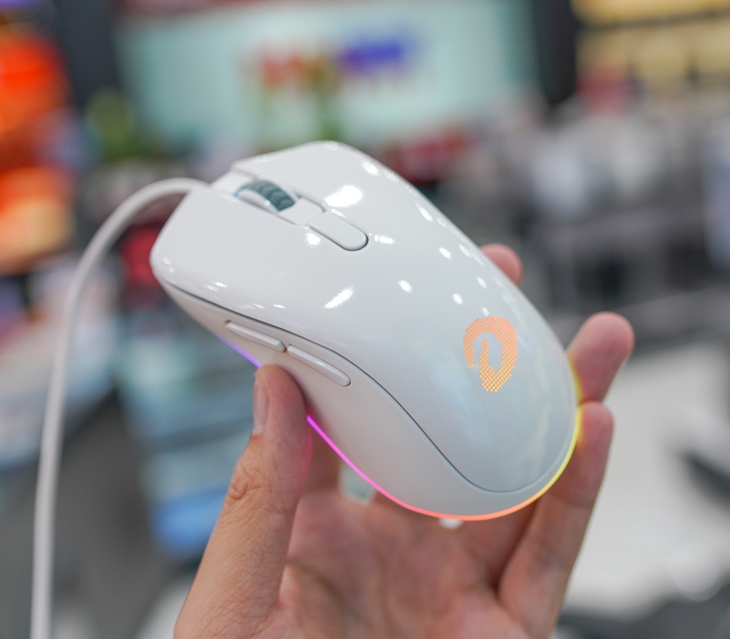 DAREU EM908 Pink / Black / White Gaming Mouse (RGB LED, BRAVO sensor ...