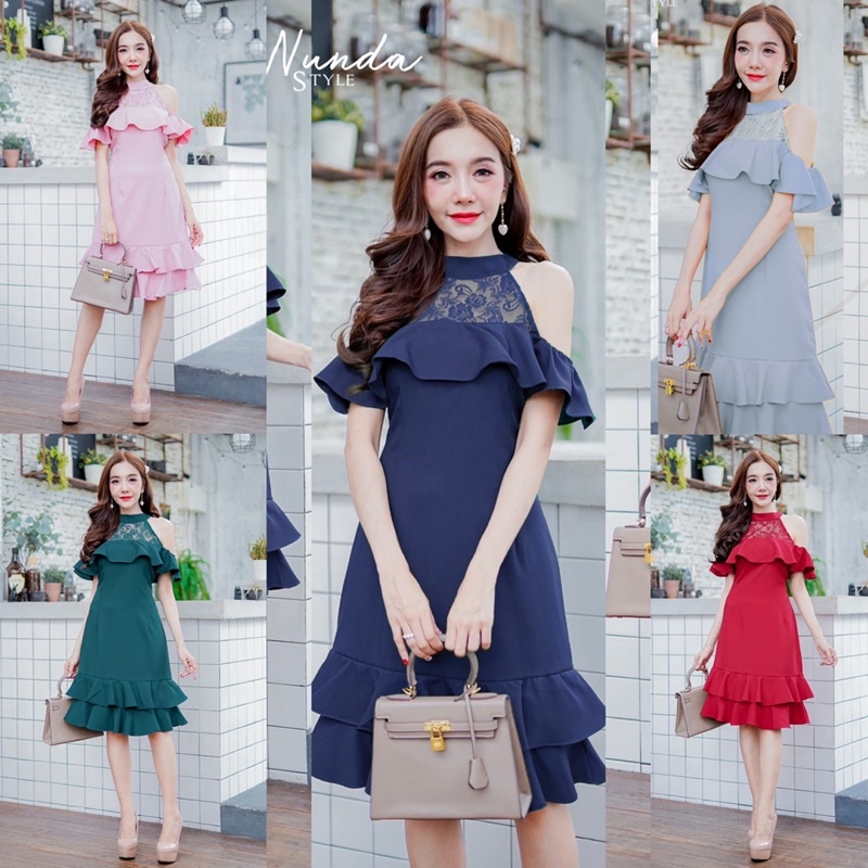 Off-Shoulder Dress Decorated With Lace Ruffled Chest And Hem. Wear It ...