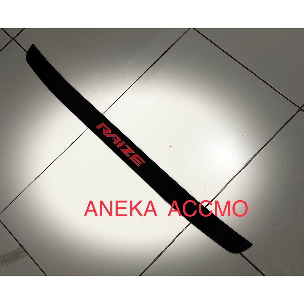Toyota Raize Luxury Rear Sill Rubber / Back Sill | Shopee Philippines