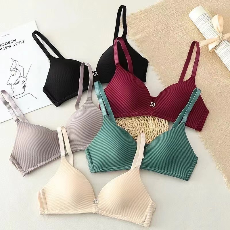 Women's Back Hook Bra Model B02 Built-In Sponge Groove Adjustable Strap ...