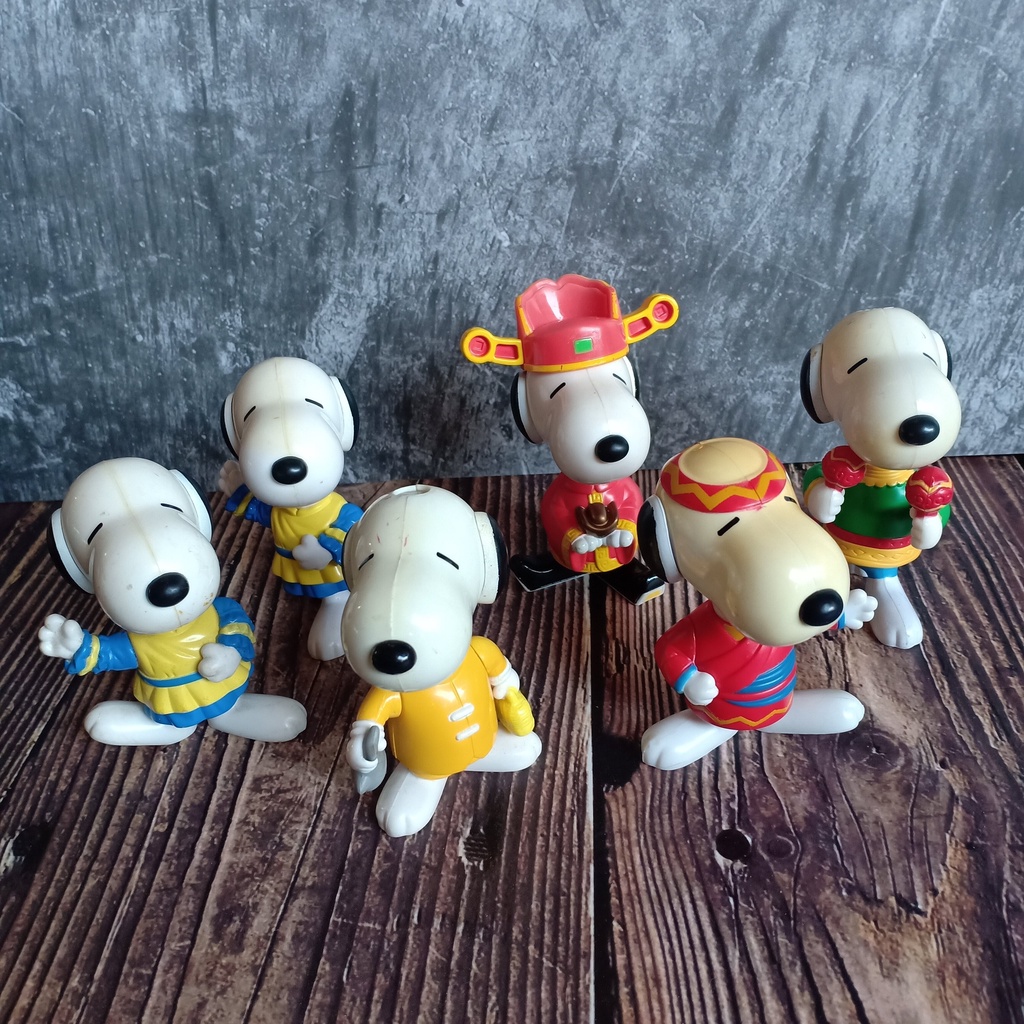 Mcdo McDonalds Toy Snoopy World Tour | Shopee Philippines