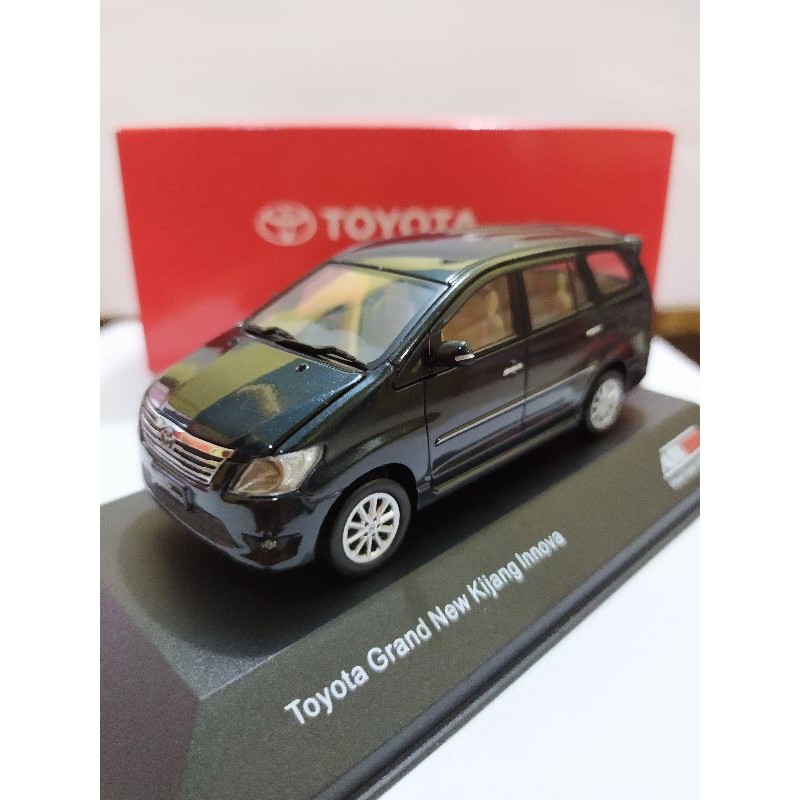 Miniature Diecast Toyota Kijang Grand new Innova Original Replica Cheap ...