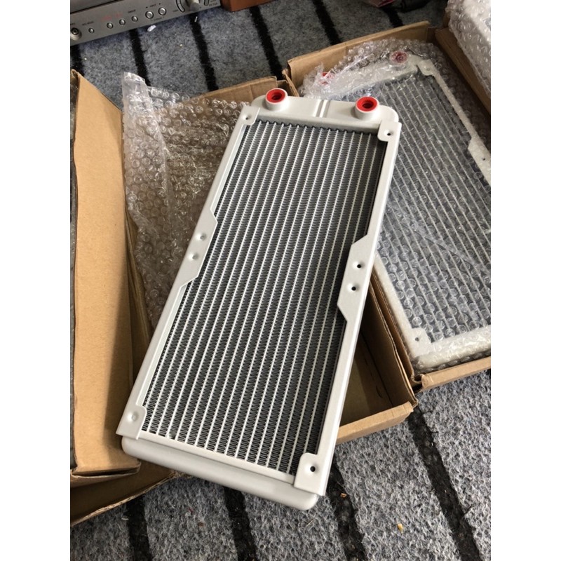 Rad 240 White - Radiator 240 White - 240mm water tank - Custom water ...