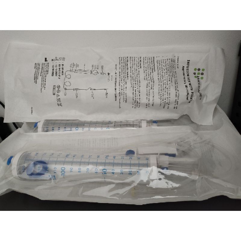 Infusion Set with Burette/Soluset (WelCare) with needle oo | Shopee ...