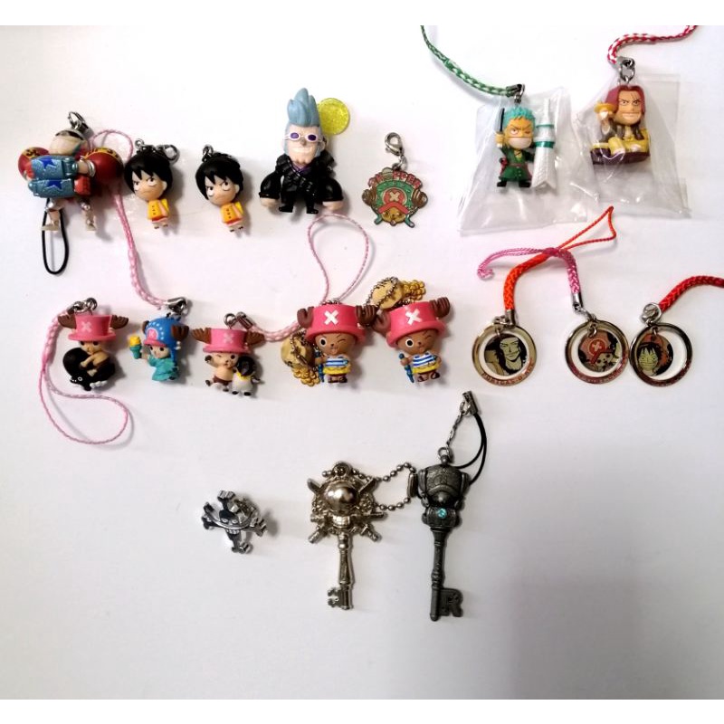 LOOSE ONE PIECE KEYCHAINS / KEYRINGS | Shopee Philippines