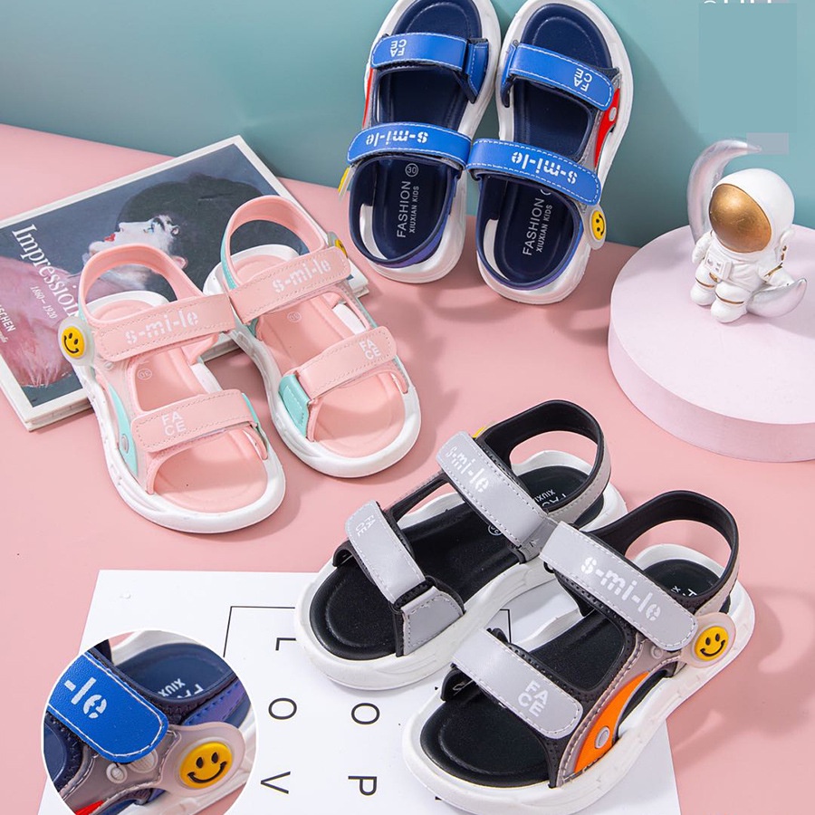 Smiley face sandals for boys and girls from 1 - 15 years old 2025 ...