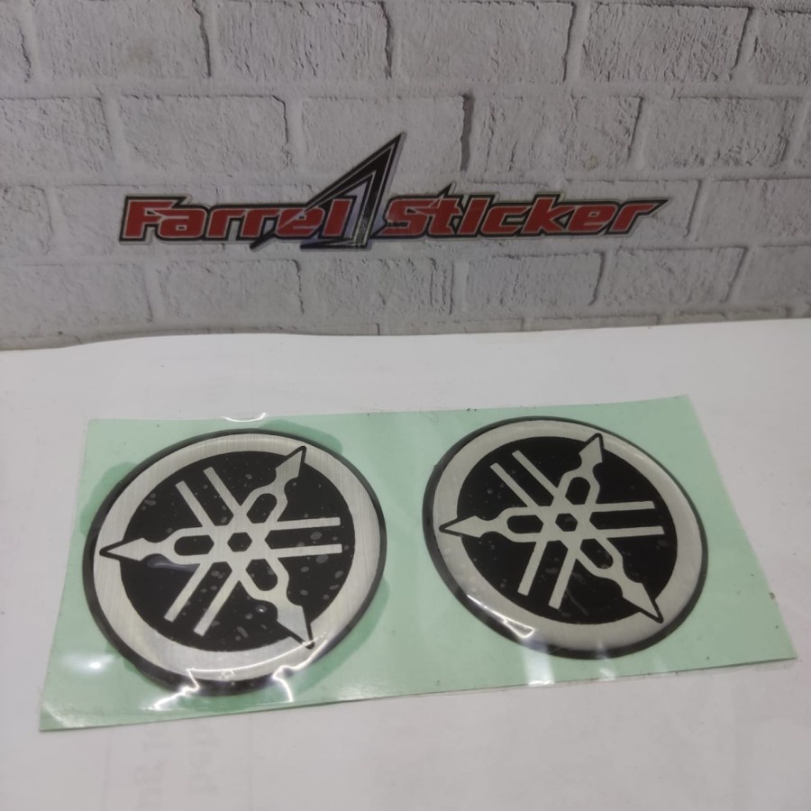 YAMAHA emblem stickers, 5 cm embossed logo stickers, a pair | Shopee ...
