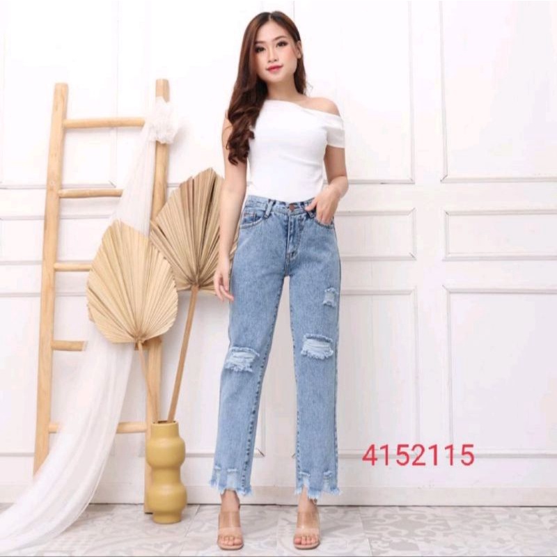 Boyfriend Ripped SV7 | Shopee Philippines