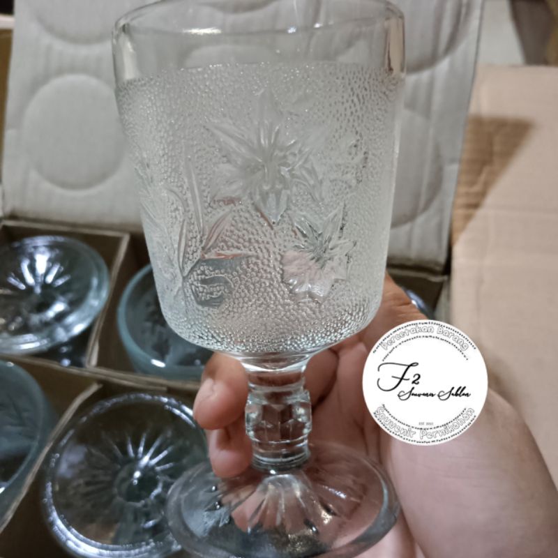 Souvenir wine glass/stem glass/glass cup without packaging without ...