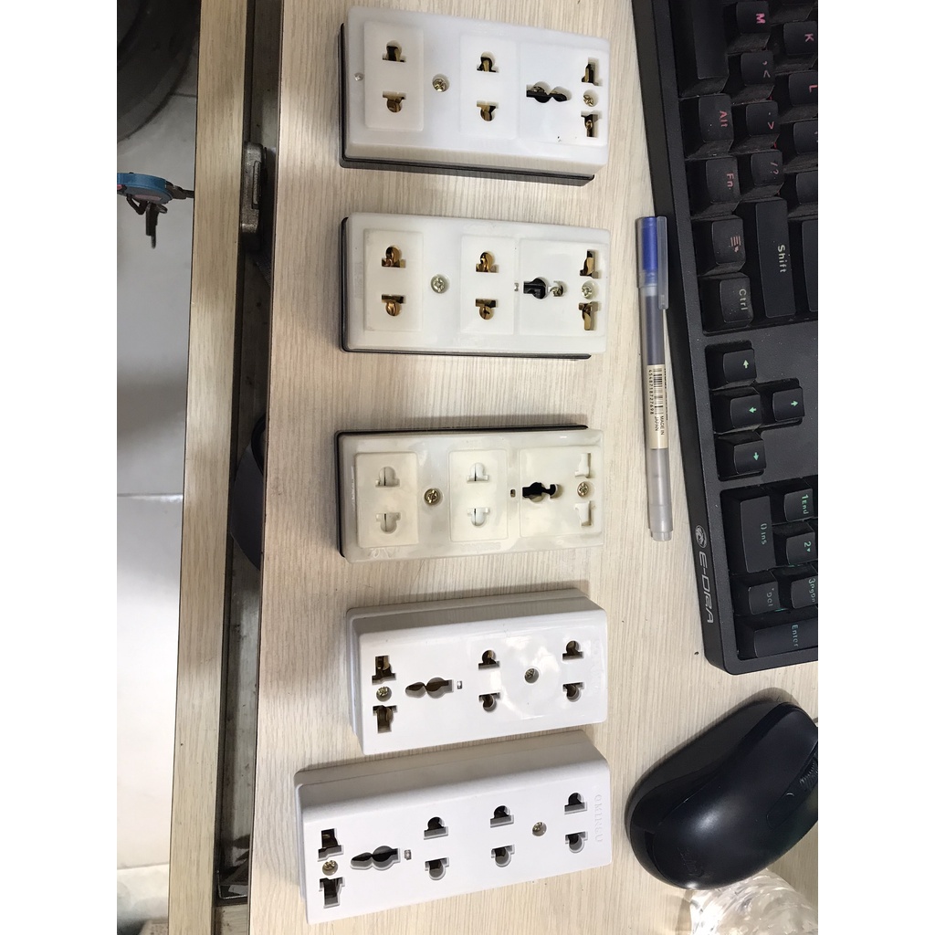 Power outlet with 2 sockets, 2 pins, 3 sockets, 4 sockets, 2 pins (ABS ...