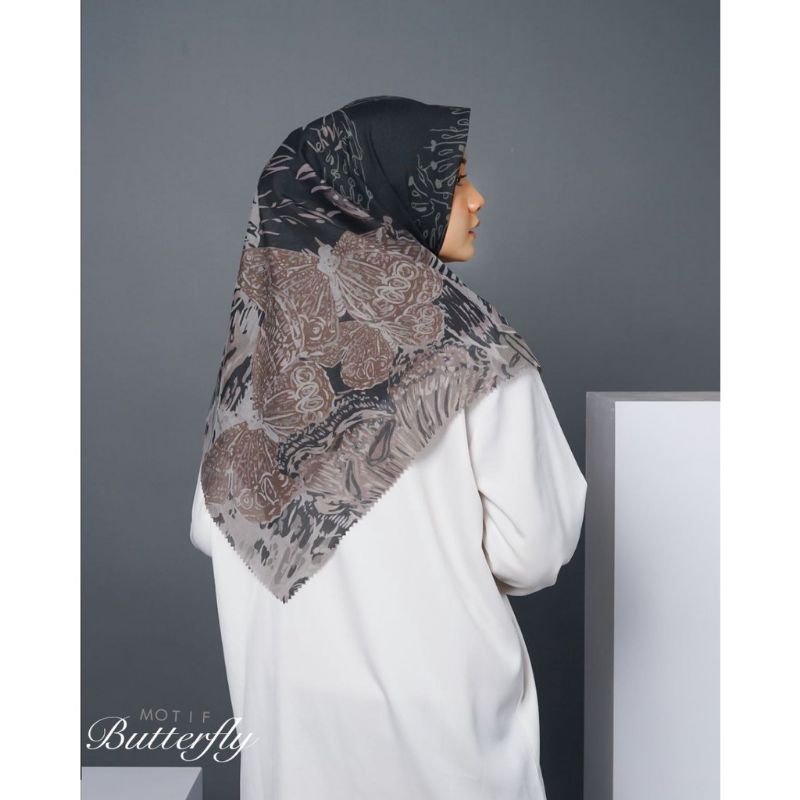 Rectangular Hijab With Square BUTTERFLY And LOVELY Motifs/Free To ...