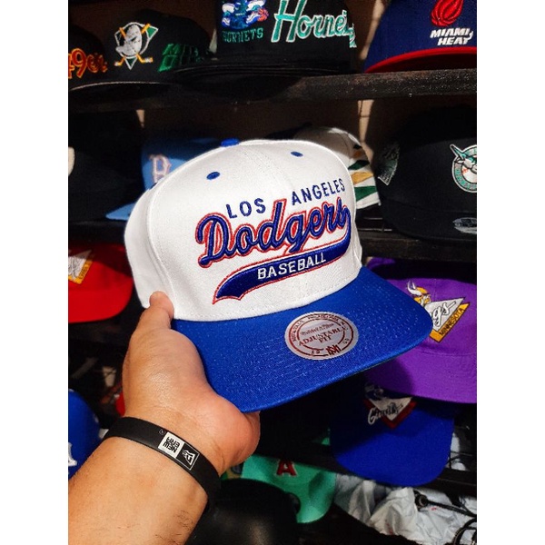 8 STITCHES LA DODGERS TAIL SWIFT SNAPBACK CAP | Shopee Philippines