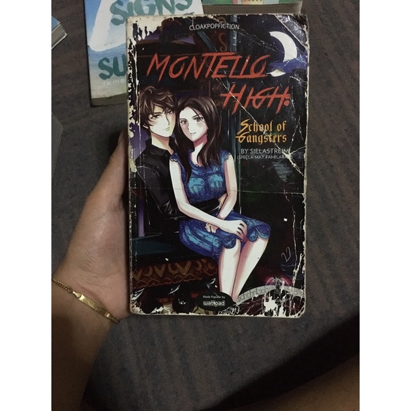 Montello High and Snow White is a Gangster - Preloved | Shopee Philippines